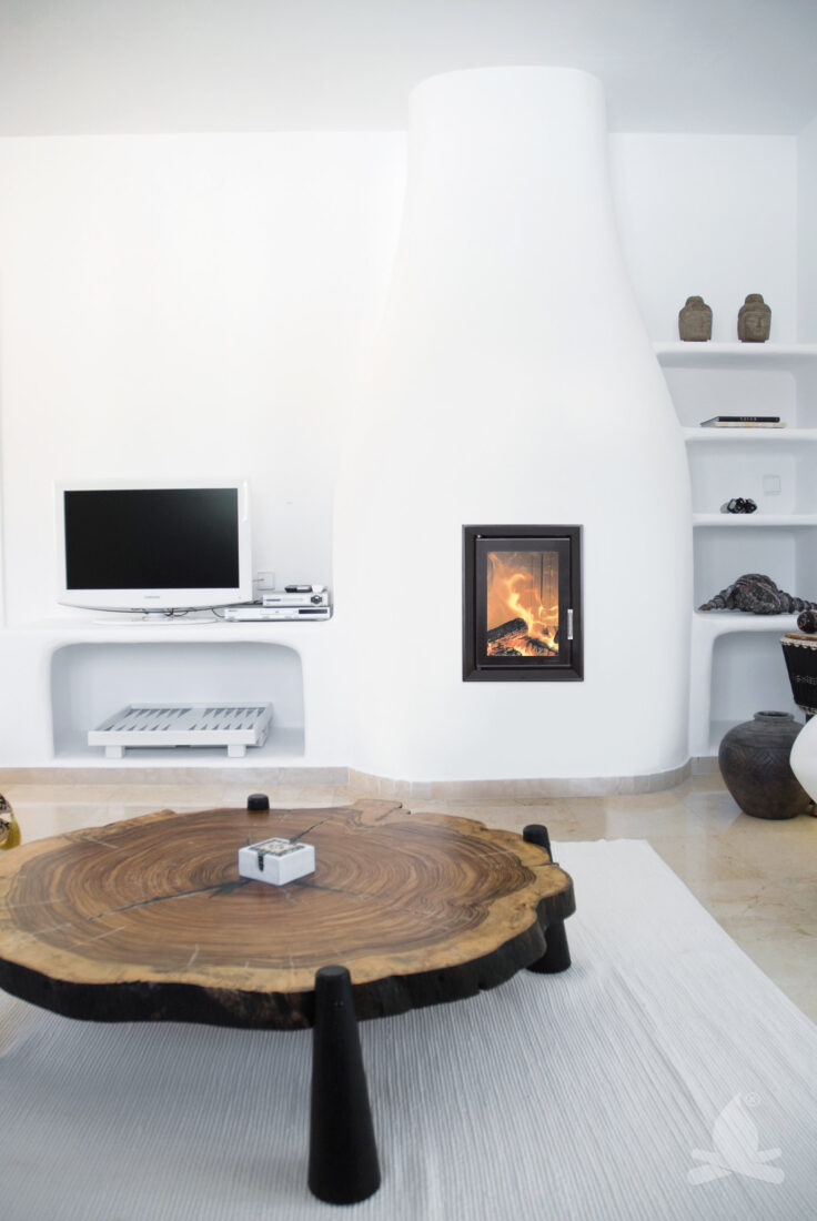 Inspiratie de seminee albe clasice, moderne sau traditionale | Infocasa