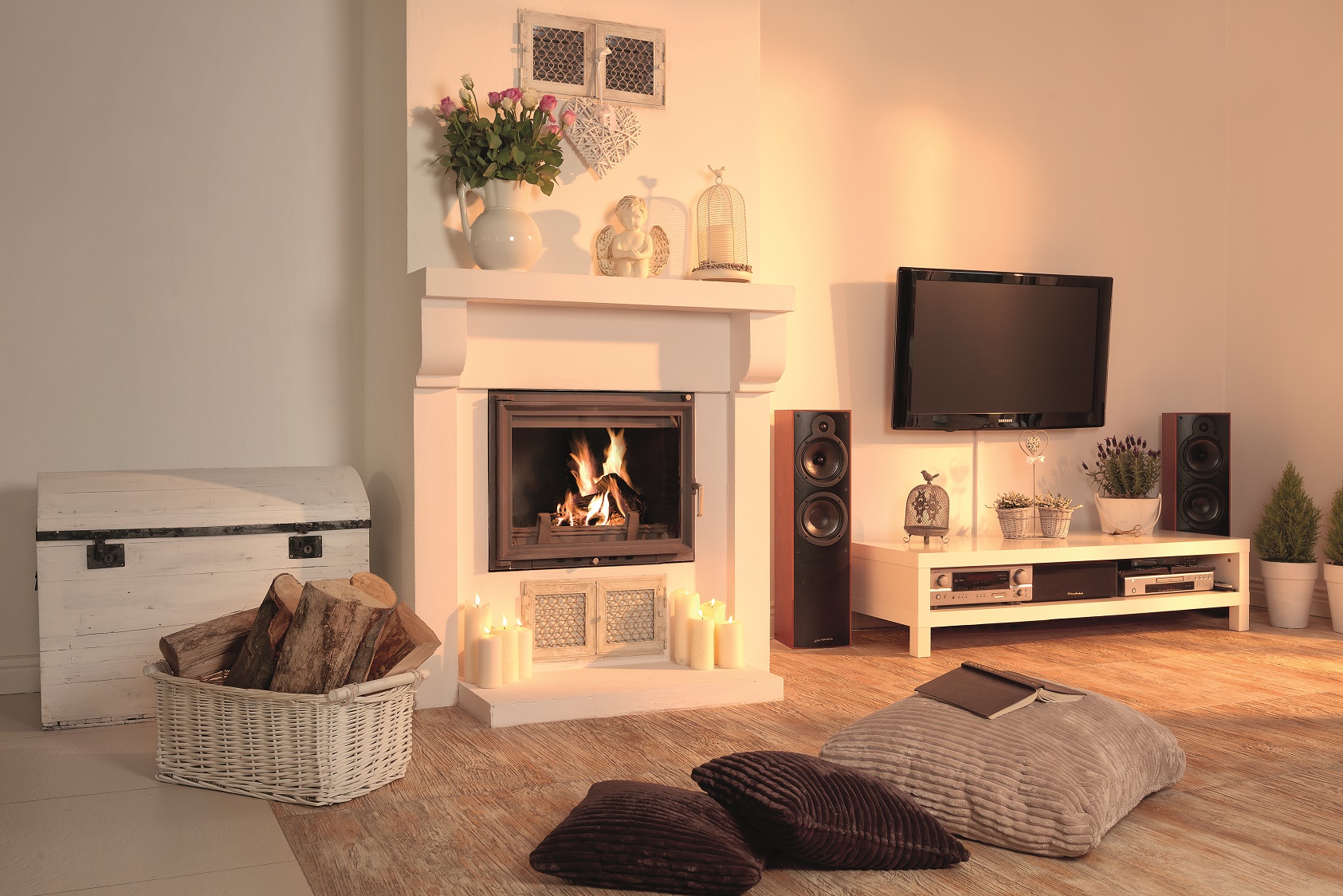 100 idei de design pentru seminee pe lemne | Infocasa